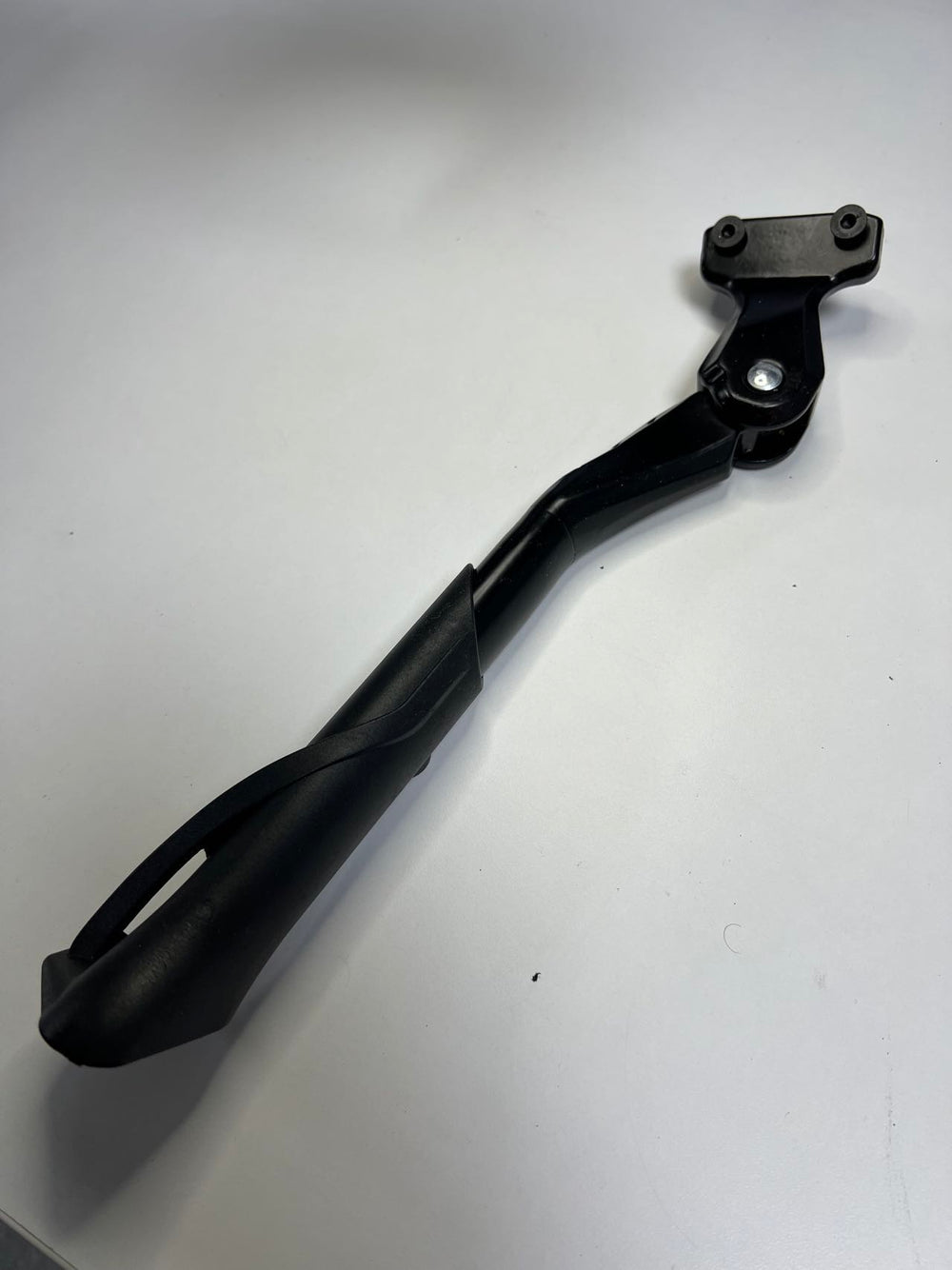 Pedibal Cruisa/Maxima Folding Kick Stand